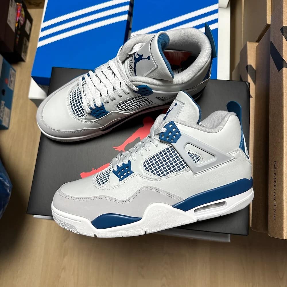 Nike Jordan 4 Retro Industrial Blue FV5029-141 : A Must-Have Sneaker ...